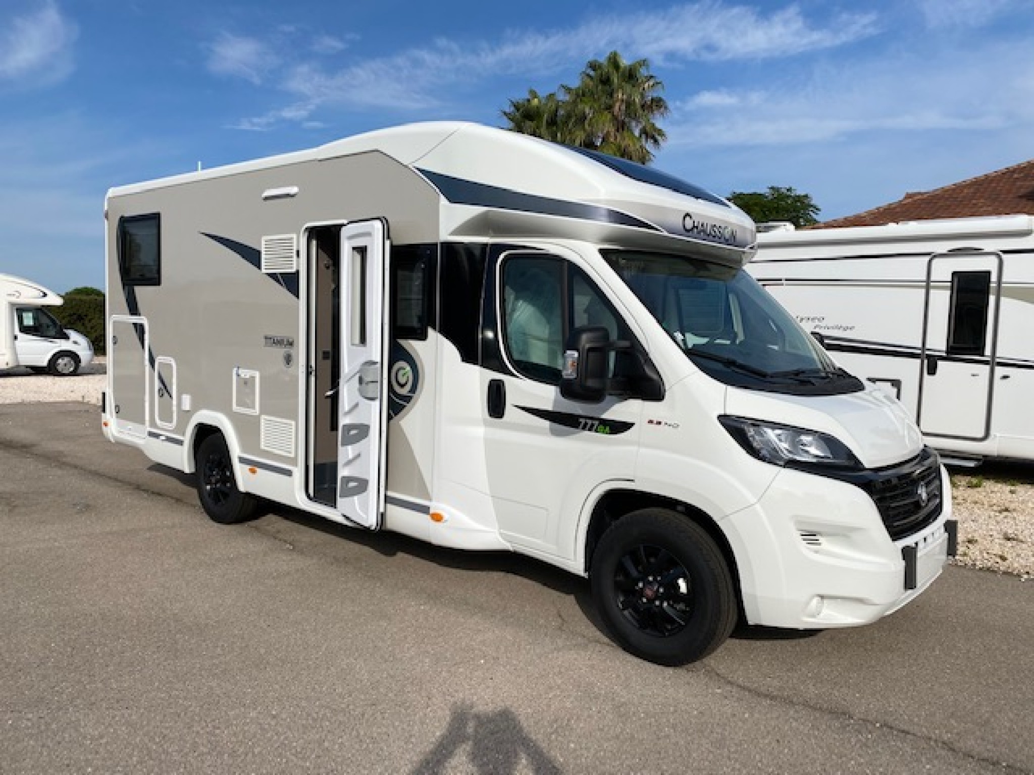 Chausson Titanium Vip 777 Ga neuf de 2021 - Fiat - Camping car en vente ...